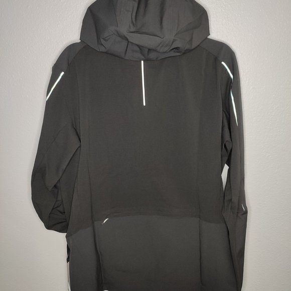 lululemon athletica | Jackets & Coats | Nwt Lululemon Warp Light ...
